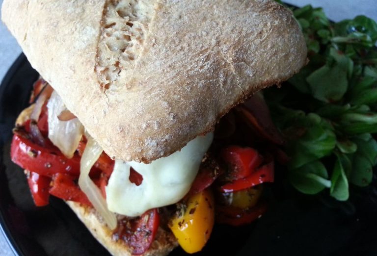 Burger basque | HappyCurio