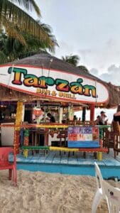 isla-mujeres-tarzan-bar | HappyCurio